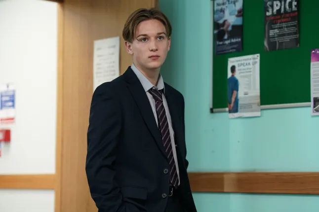 SHOCKING NEWS!!! All EastEnders cast returns, exits and new arrivals ...